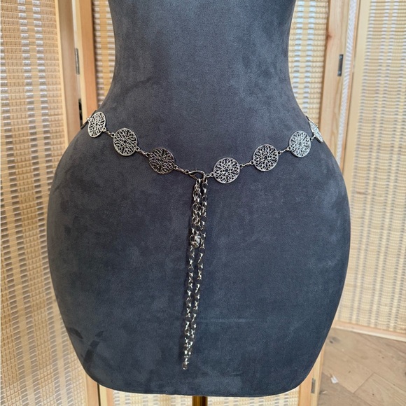 Accessories | New Silver Filigree Medallion Plus Size Belt | Poshmark
